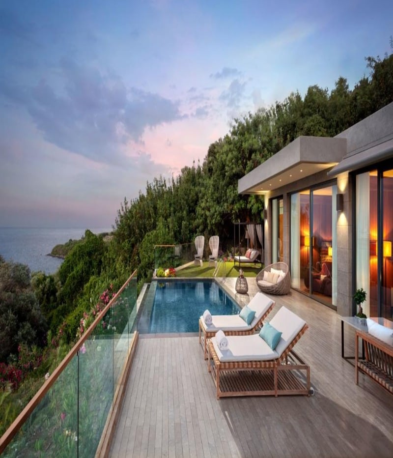 Villa Holidays 2026/2027 | Family-Friendly Private Villas | Travelisto